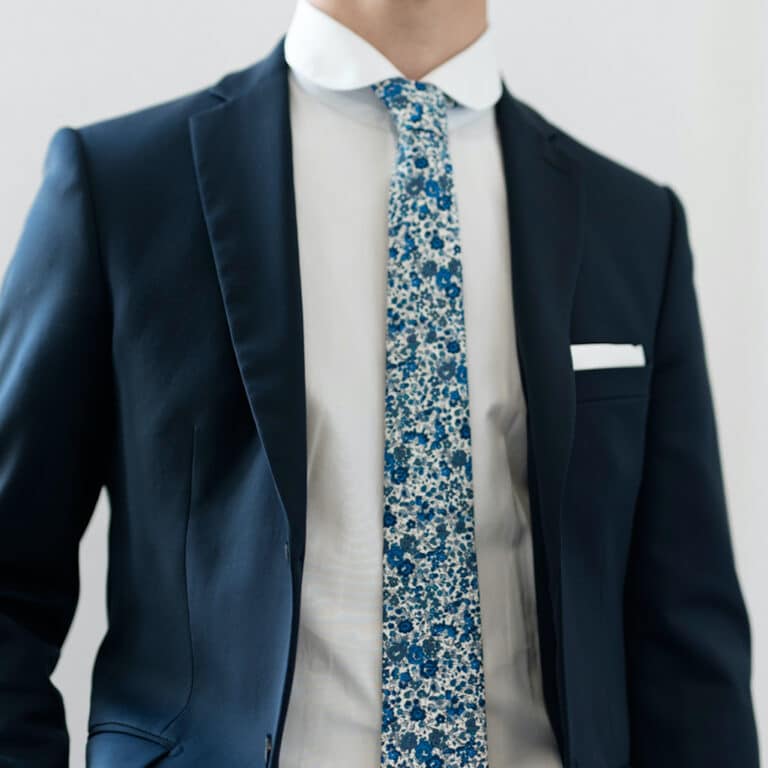 Nœud papillon bleu Emma & Georgina liberty – Gentille Alouette